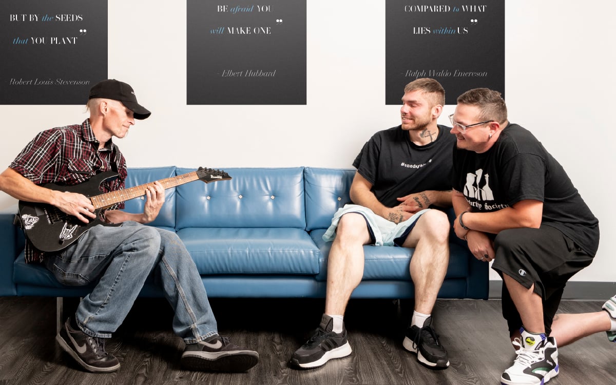 Drug Rehab & Alcohol Rehab | Detox and Inpatient | Avenues Recovery