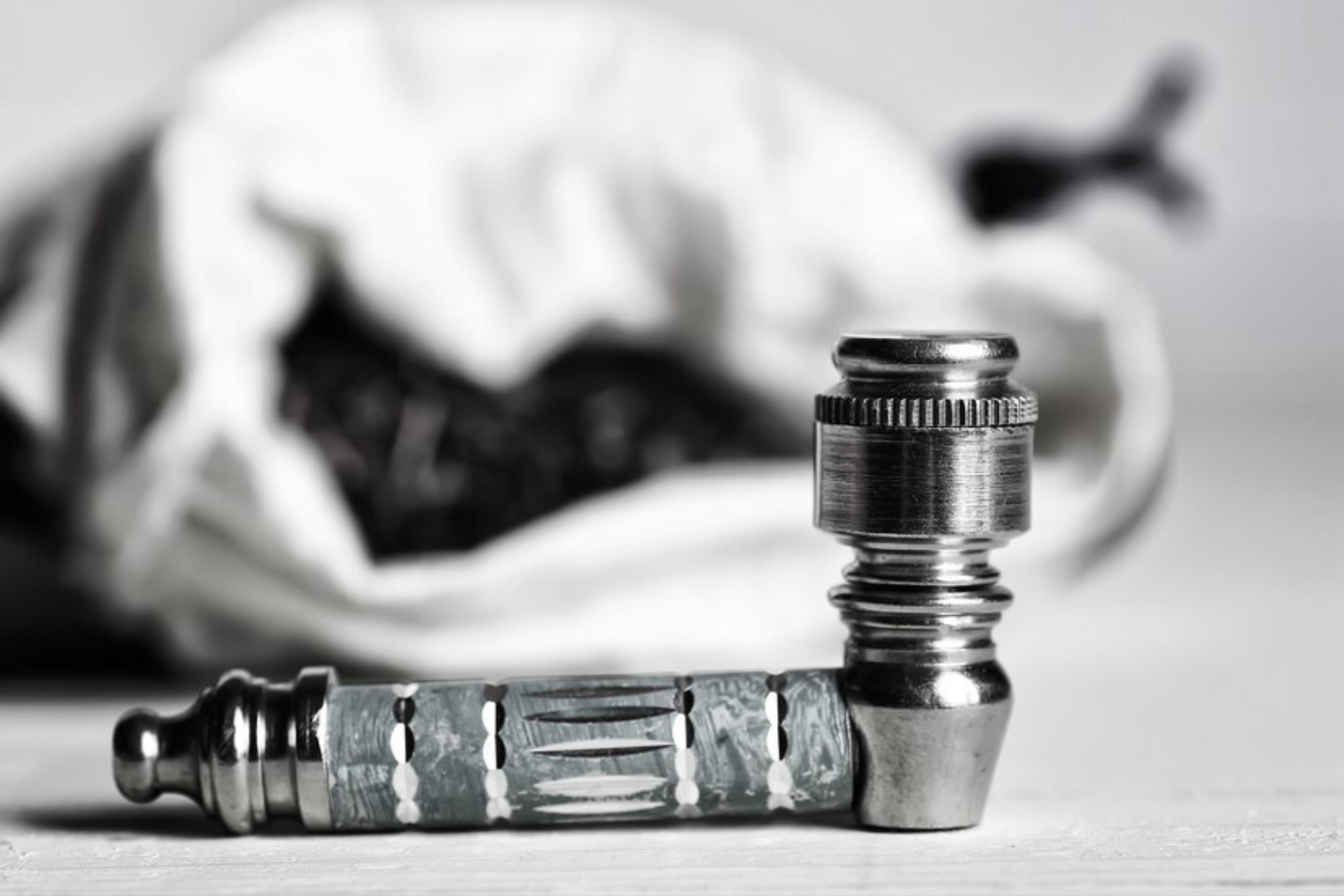 What Is a Meth Pipe, or Meth Bubbler? | Avenues Recovery