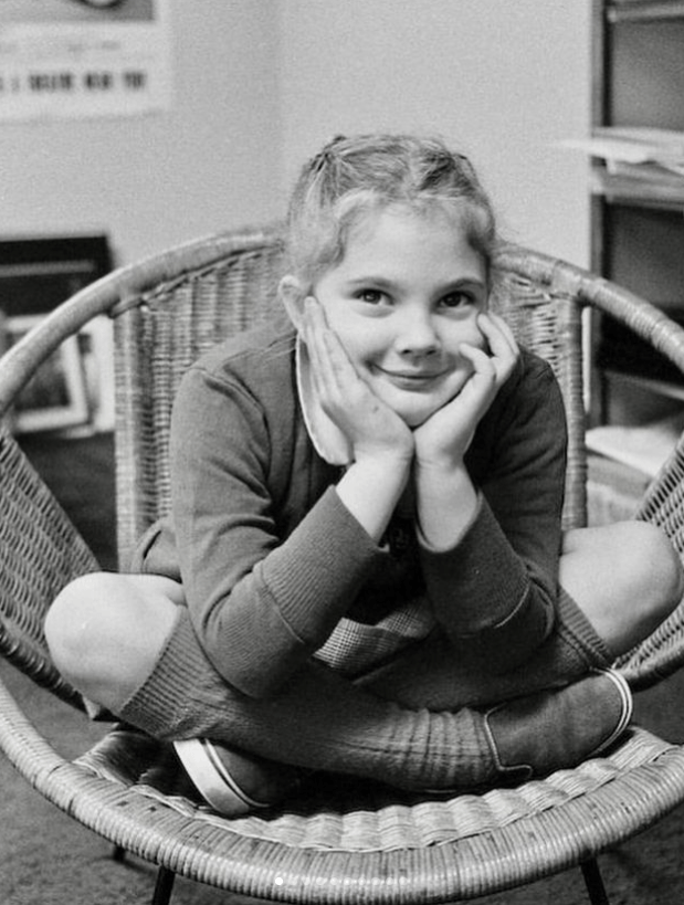 Drew Barrymore's Drug Addiction and Recovery | Avenues Recovery