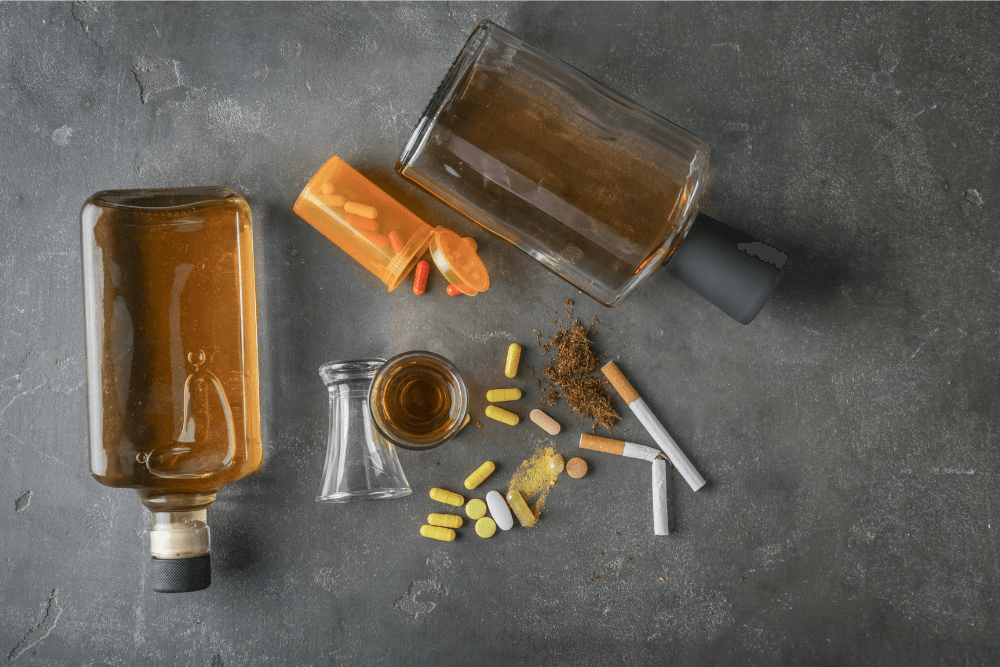 The Dangers of Alcohol Mixed With Drugs | Avenues Recovery