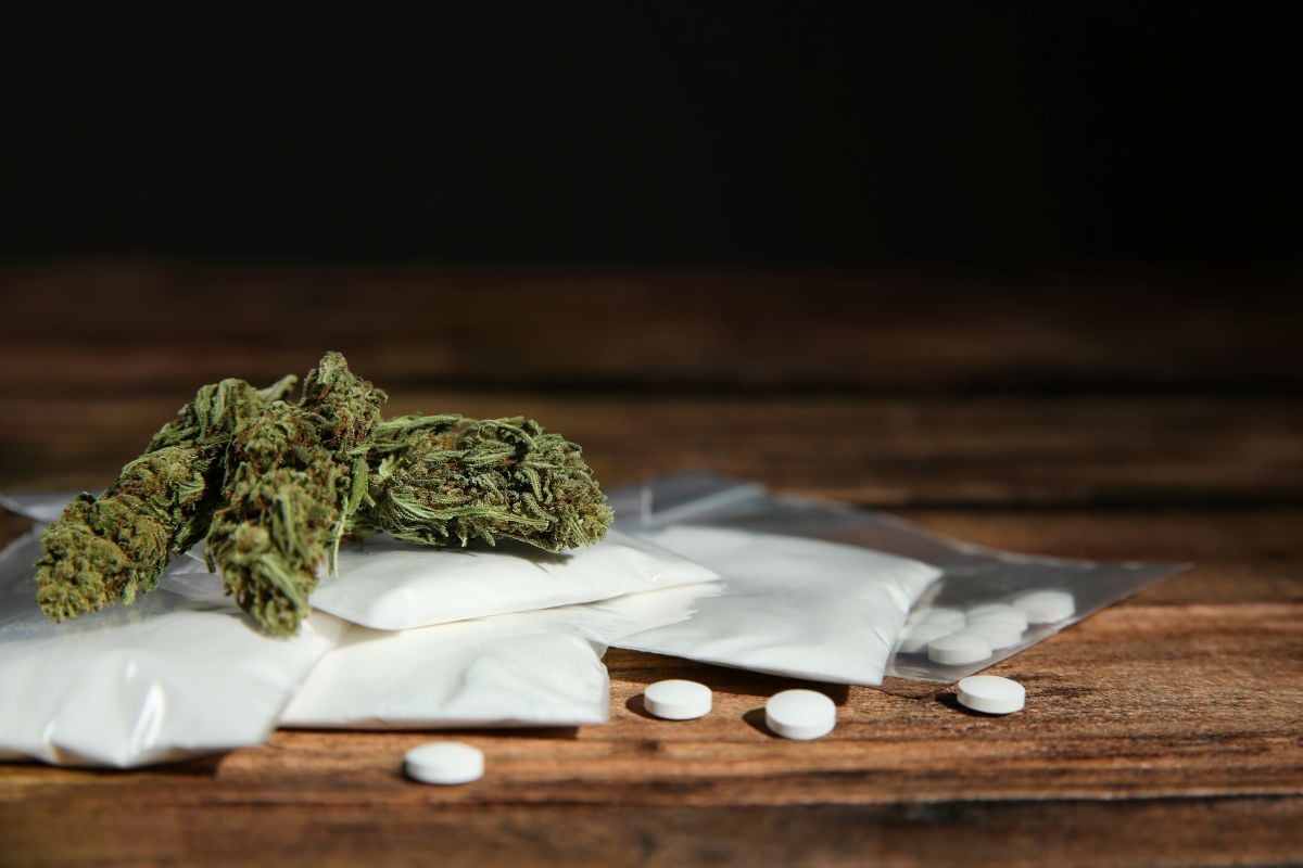Understanding Synthetic Drugs | Avenues Recovery