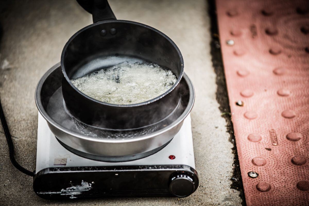 Clandestine Lab Found in Louisiana: Four 19-Year-Olds Arrested